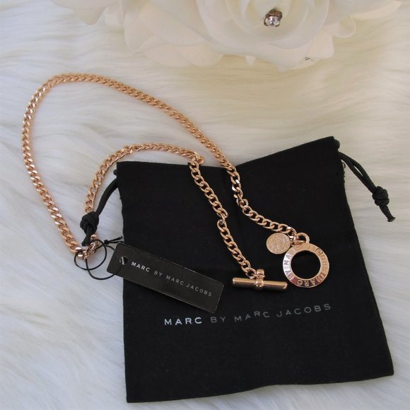 Marc By Marc Jacobs | Jewelry | Nwt Marc Jacobs Gold Toggle Logo Lock ...